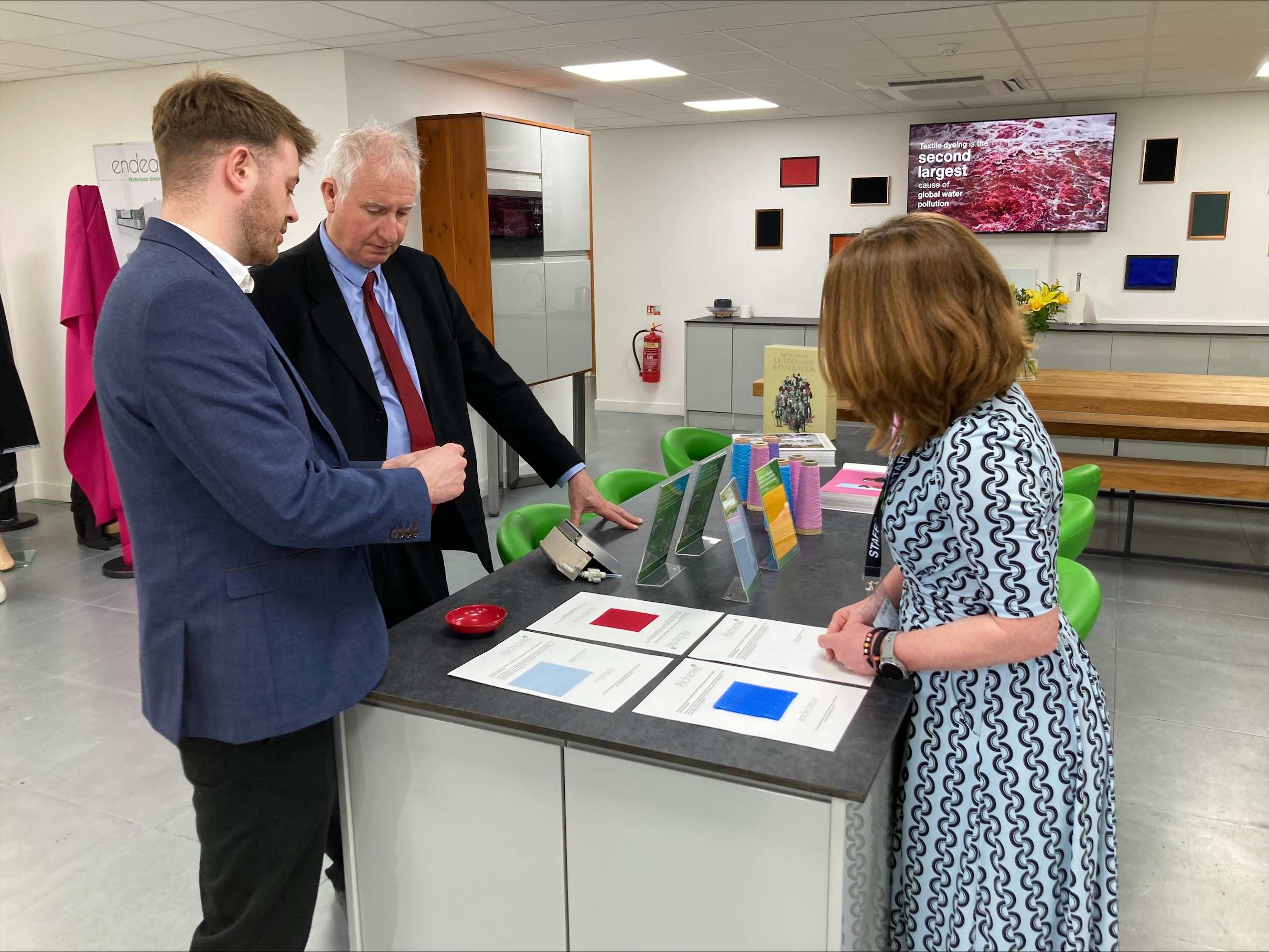 Shadow Environment Minister calls on textile industry to act on the ...